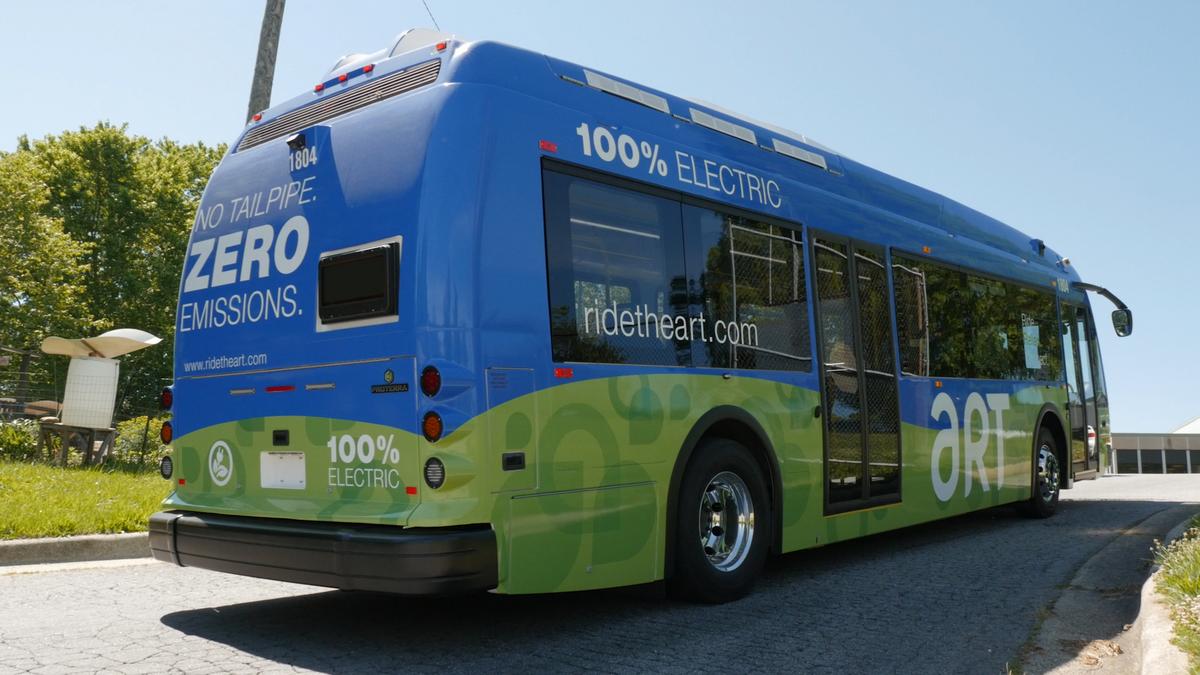 Duke Energy grant helps power up electric bus program - Charlotte ...
