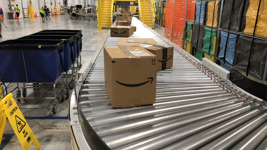 Inside Amazon's newest Austin facility - Austin Business Journal