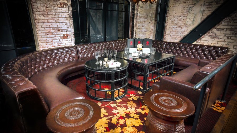 RedLantern CouchCocktail