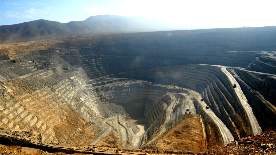 Gold giant Newmont reaches deal with striking workers at its third ...