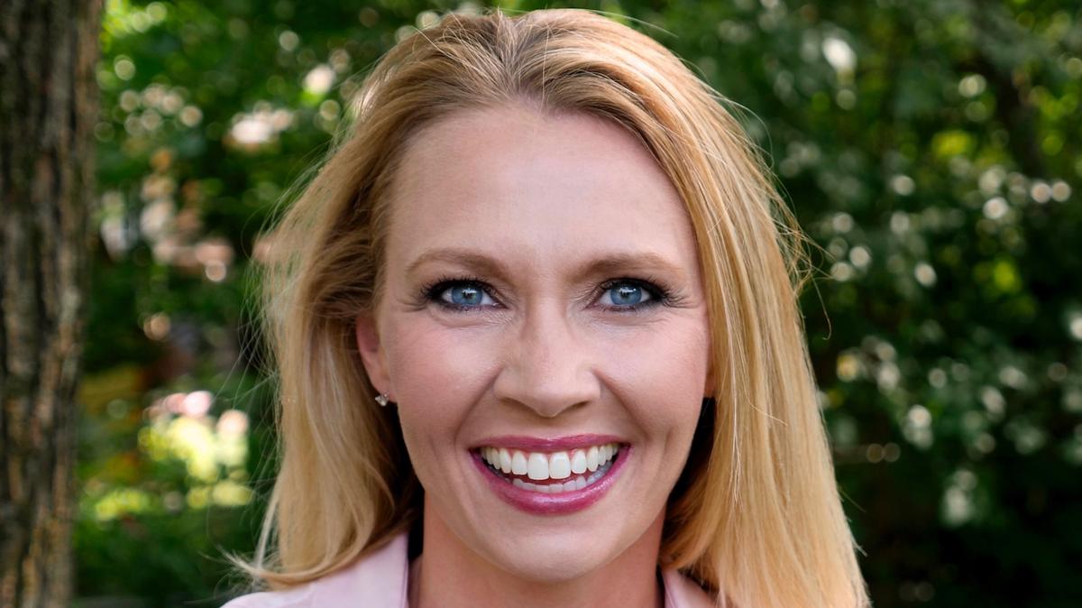 Lauren Riddell's Instagram, Twitter & Facebook on IDCrawl