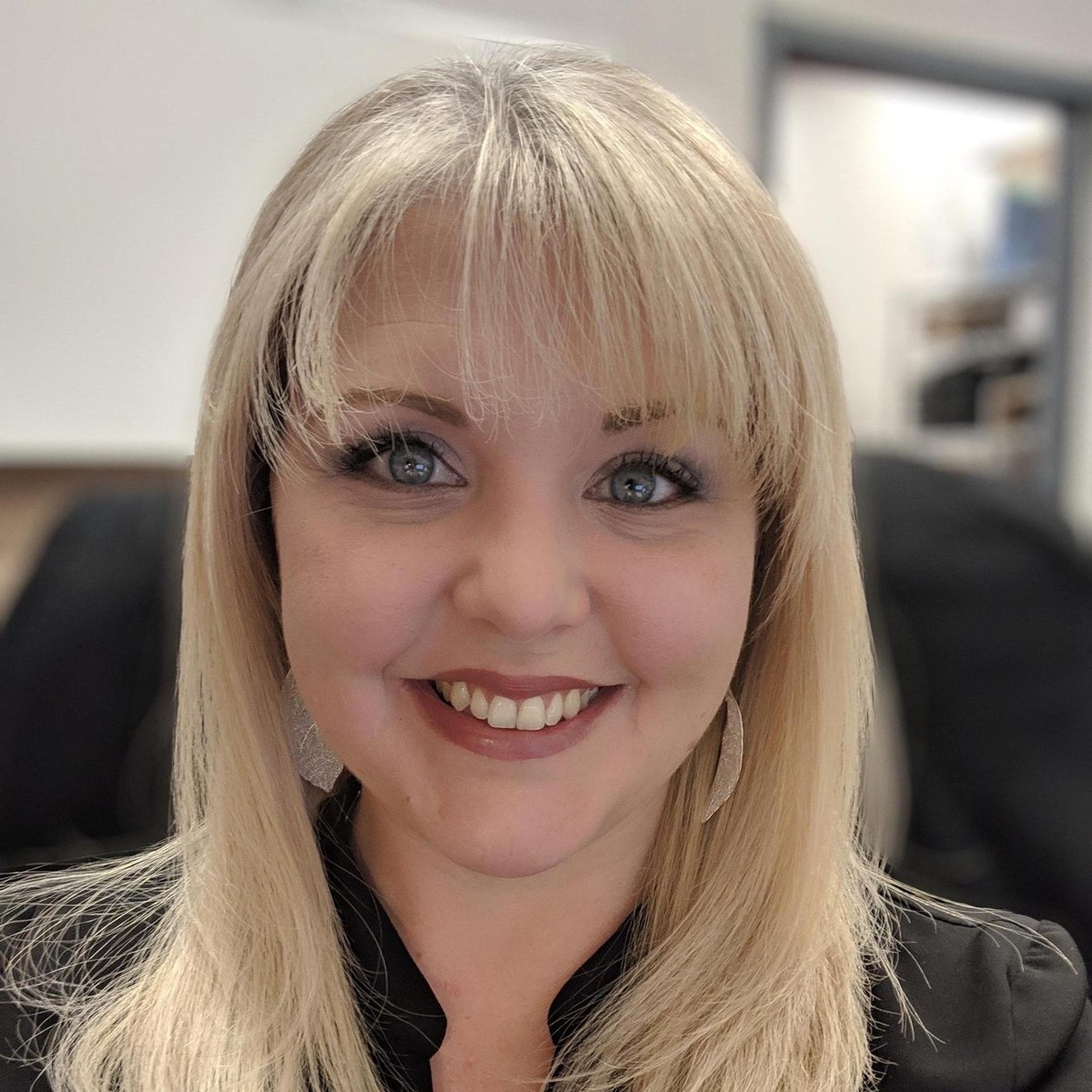 Rebecca Marks's Instagram, Twitter & Facebook on IDCrawl