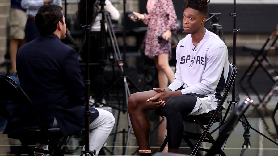 Inside Look: San Antonio Spurs media day all about change (photos ...