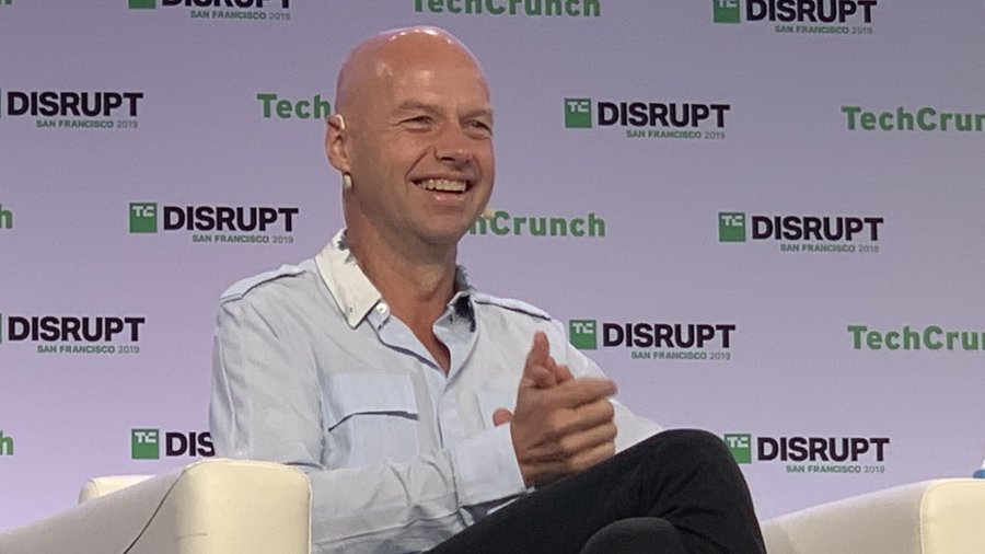 Larry Page-backed Kitty Hawk unveils flying car that founder Sebastian ...