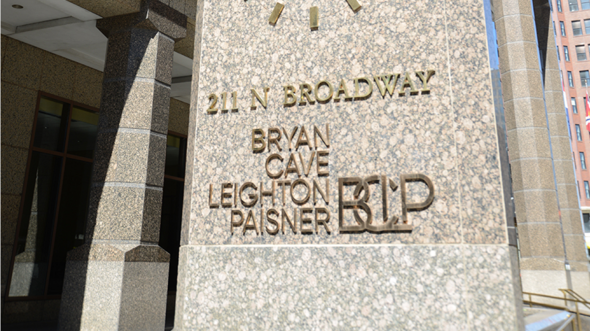 St. Louis office of Bryan Cave Leighton Paisner law firm adds 5 ...