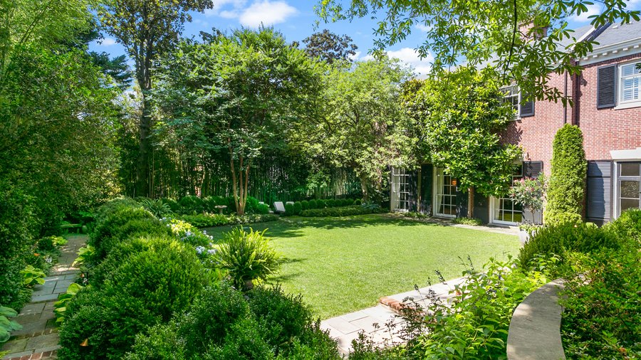 Under Armour CEO Kevin Plank lists Georgetown mansion (Photos ...