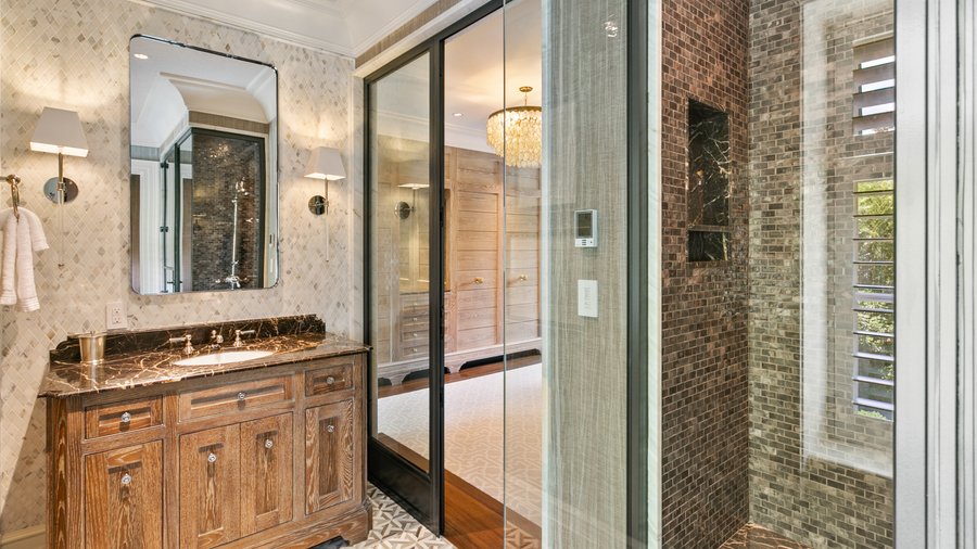 Under Armour CEO Kevin Plank lists Georgetown mansion (Photos ...