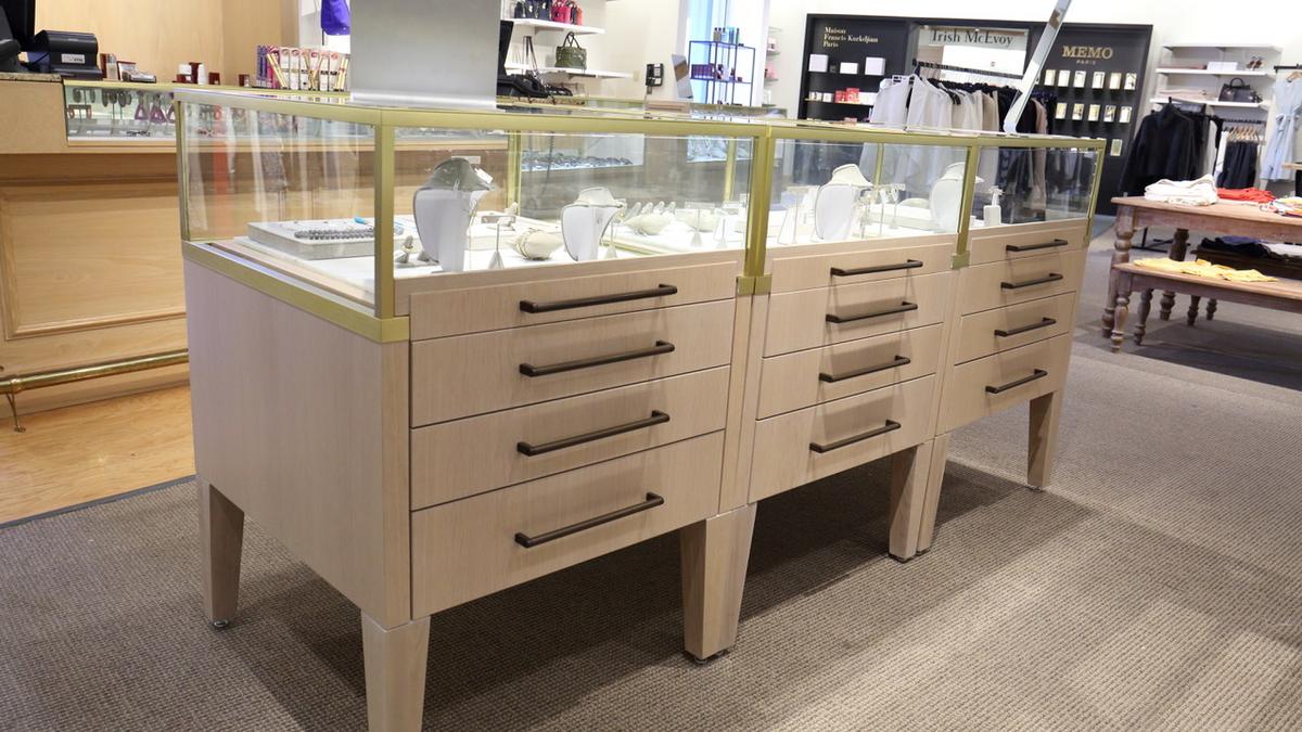 Graham Reese Design completes work on Oak Hall in Regalia Shopping ...