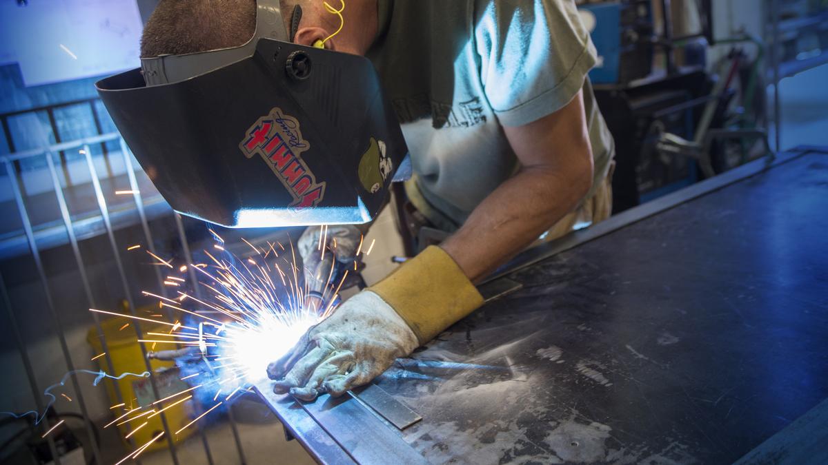 Manufacturing expands in Arizona - Phoenix Business Journal