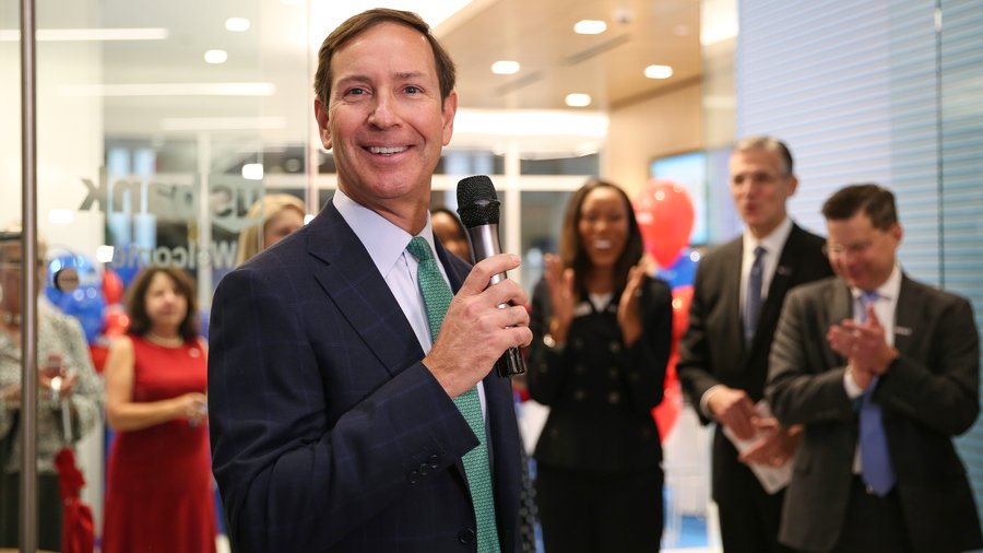 U.S. Bank opens first retail branch in Charlotte - Charlotte Business ...