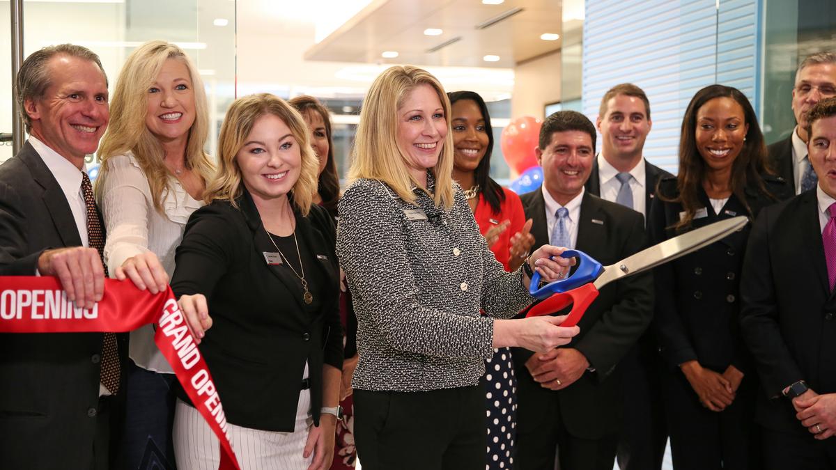 U.S. Bank opens first retail branch in Charlotte - Charlotte Business ...