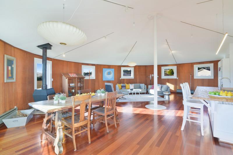 Joan Baez's father's house - Bizwomen