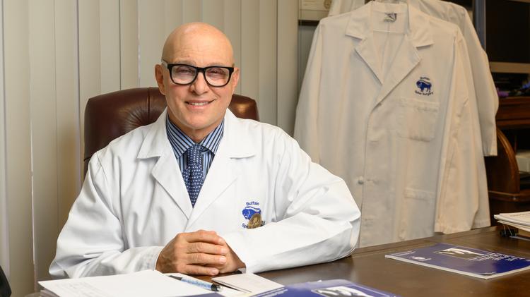 Spine surgeon who dealt with leukemia favors radiation-reducing ...