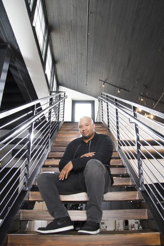1 film with St. Louis connection wins Oscar - St. Louis Business Journal