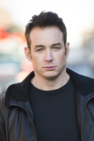 Opera tenor Costello dazzles in debut of recital series - Cincinnati ...