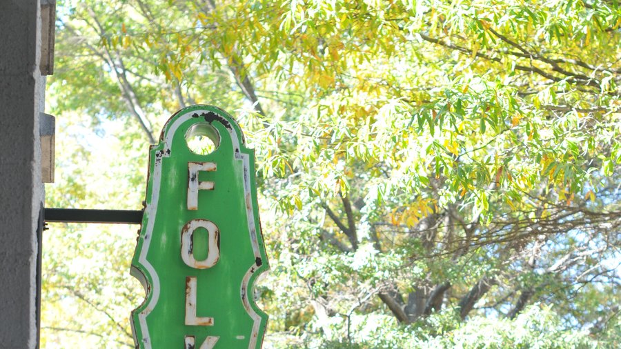 Folk Sign