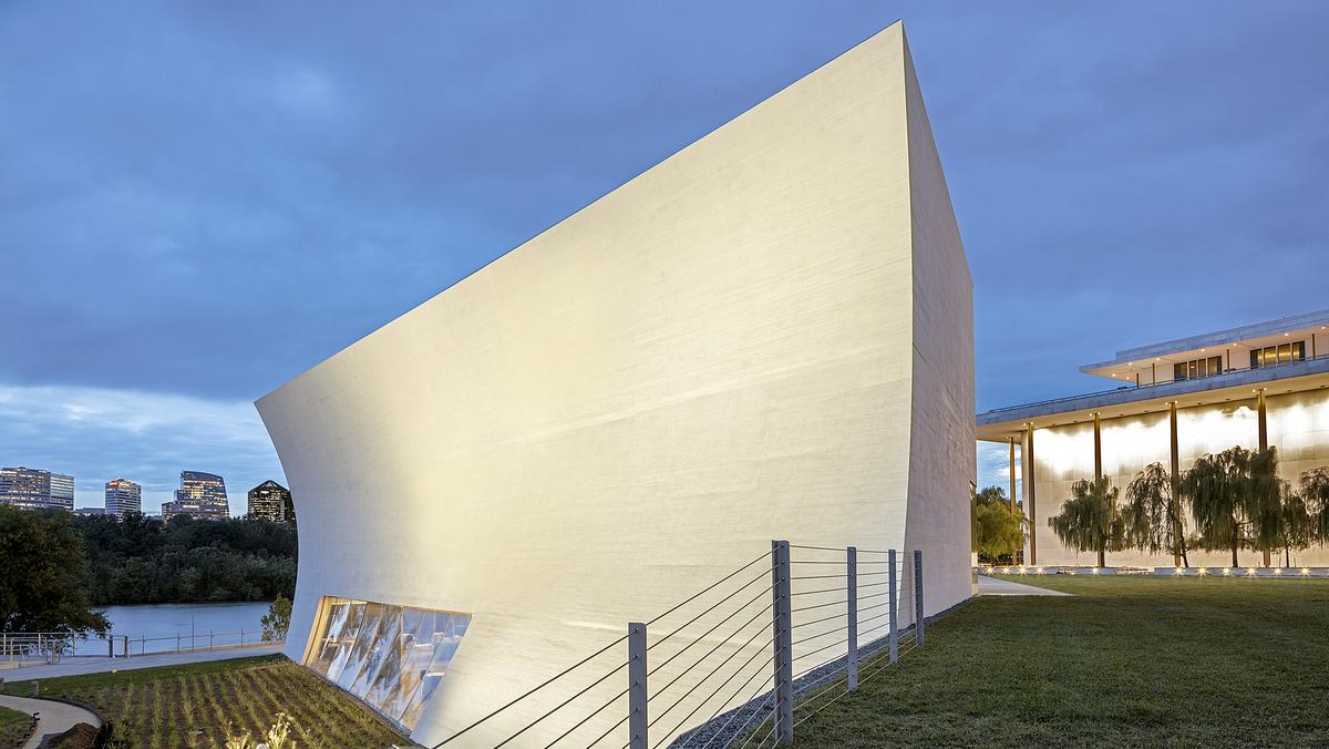 Design Perspectives: The Kennedy Center's new complex is beyond reach ...