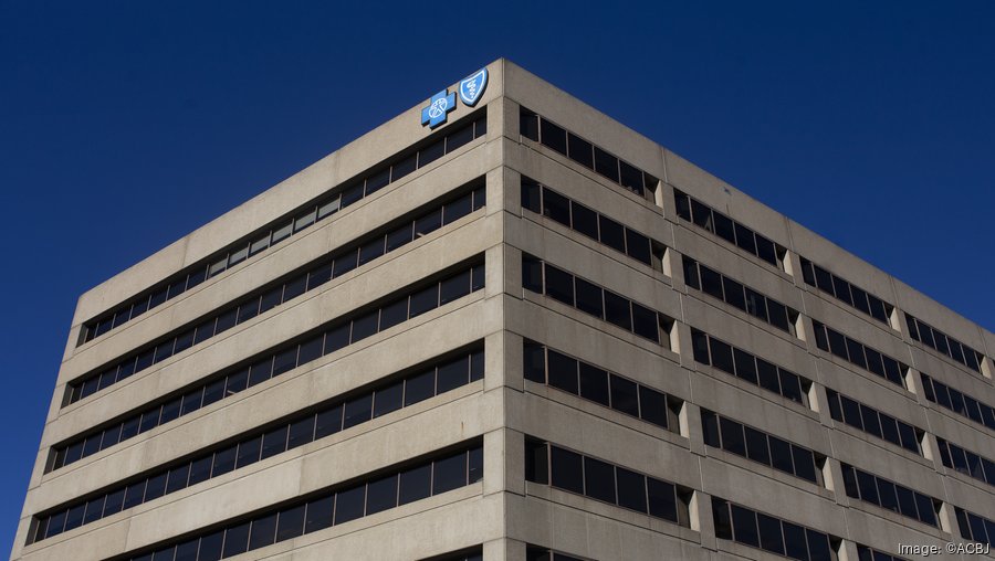 Blue KC (mostly) follows Waddell & Reed's playbook in HQ search ...