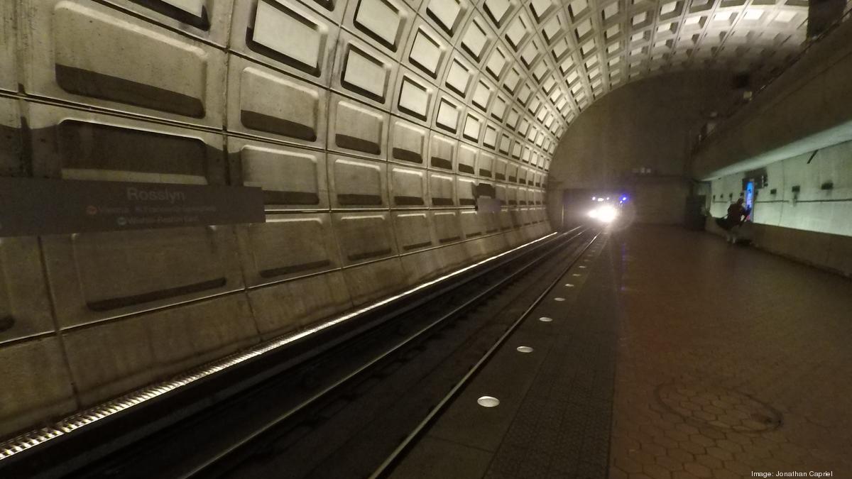 Metro releases six solutions to the Rosslyn Station bottle neck ...