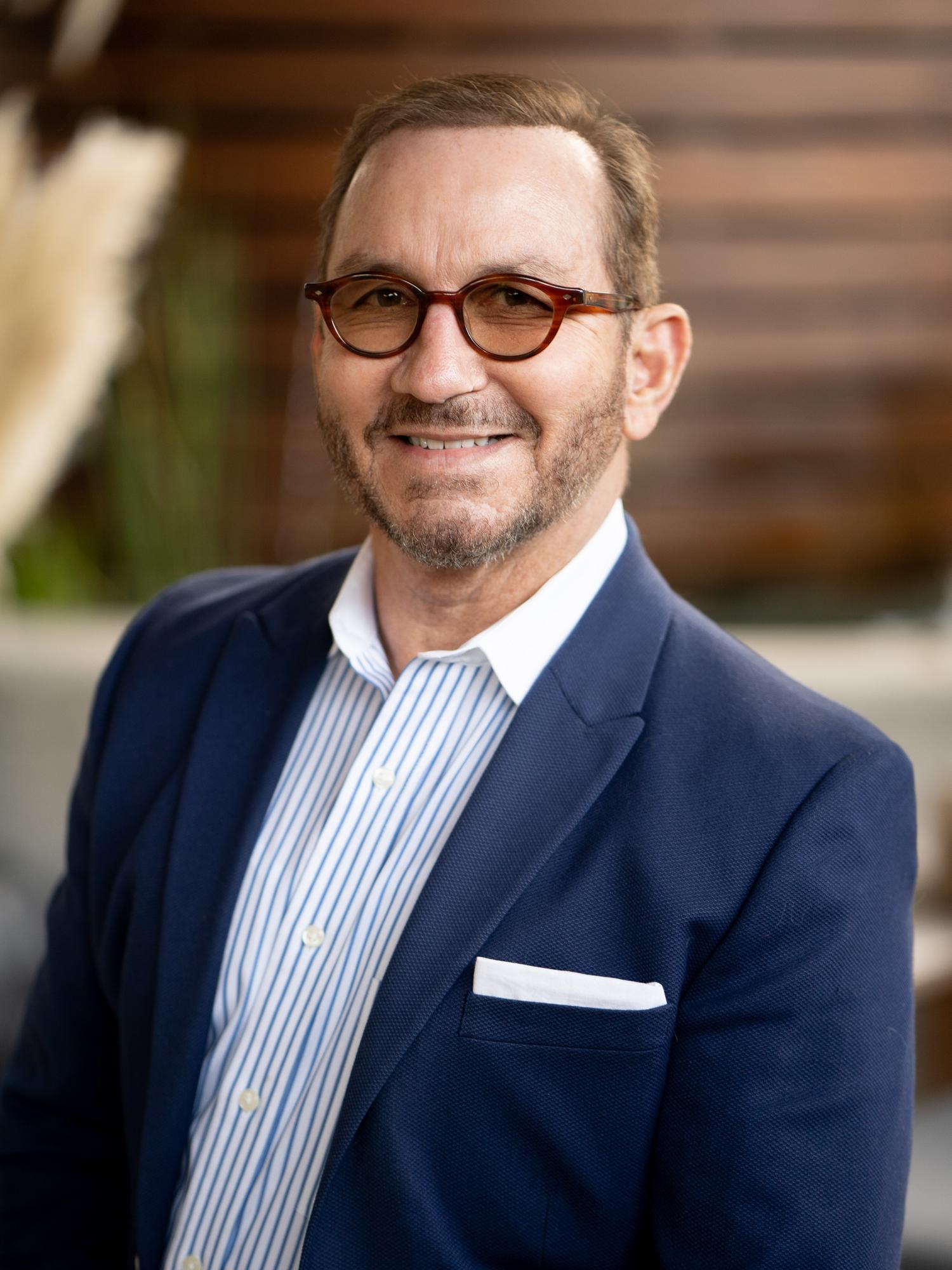 Daniel Miller's Instagram, Twitter & Facebook on IDCrawl