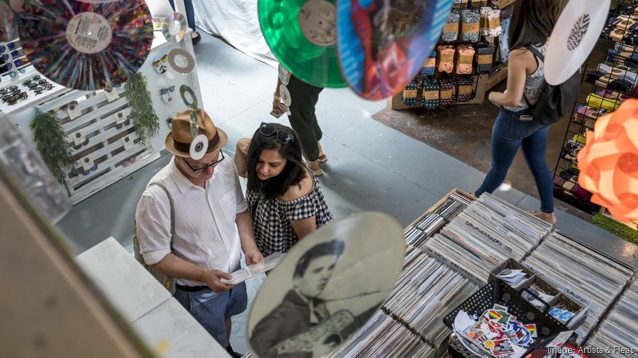 Georgetown's Dean & DeLuca will become Artists & Fleas flea market ...