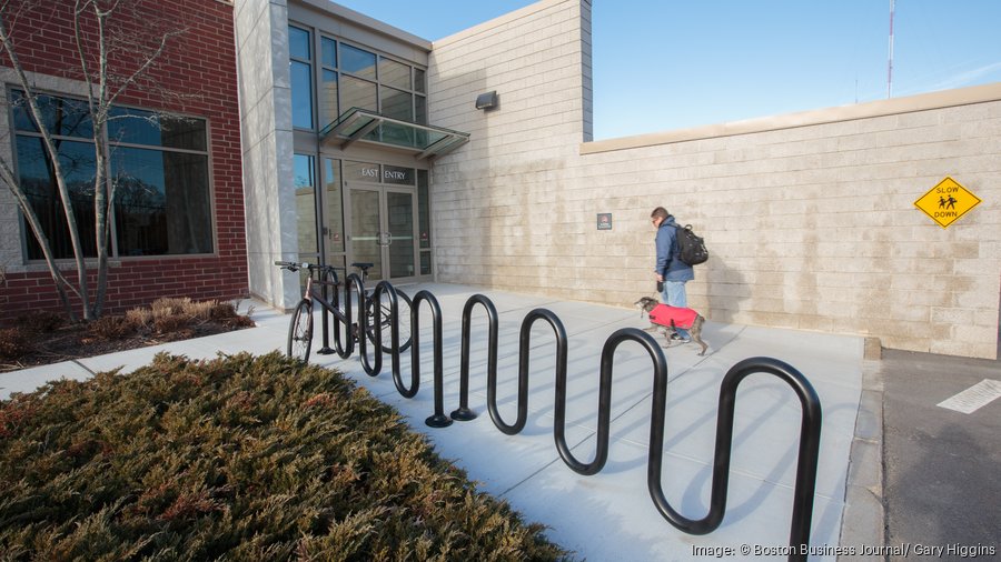 Needham lands a coworking space as Workbar plans facility - Boston ...