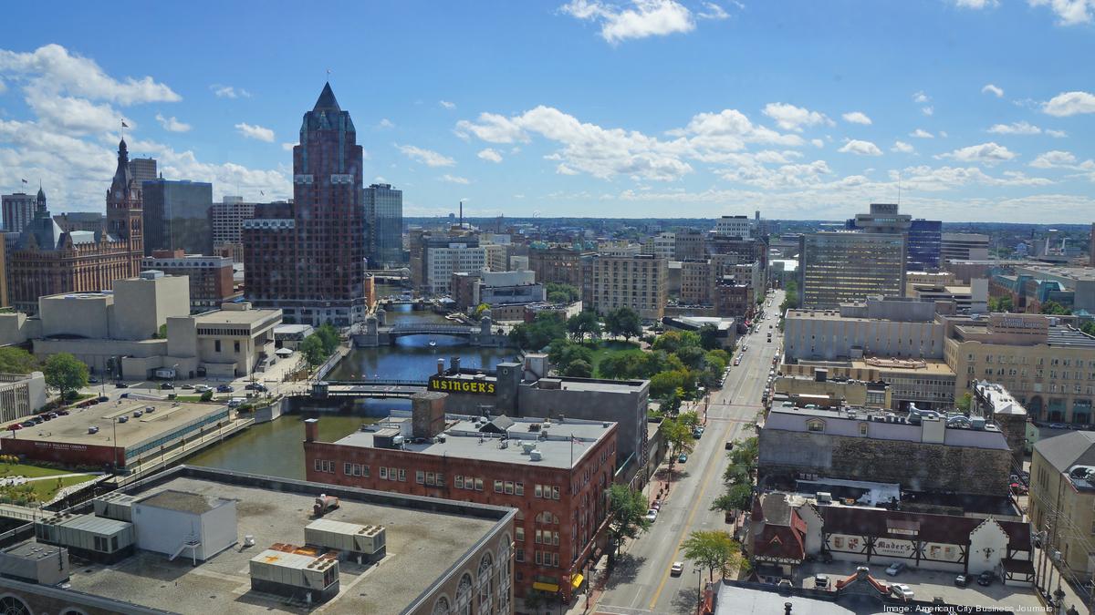 Downtown DNC security zone: Don't worry, be a visitor - Milwaukee ...