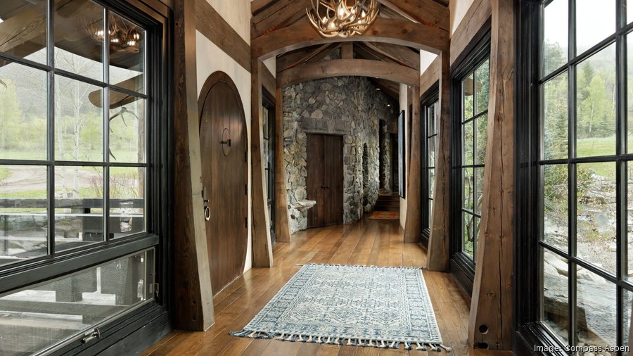 7-home Colorado compound sells for $20M (Photos) - Denver Business Journal