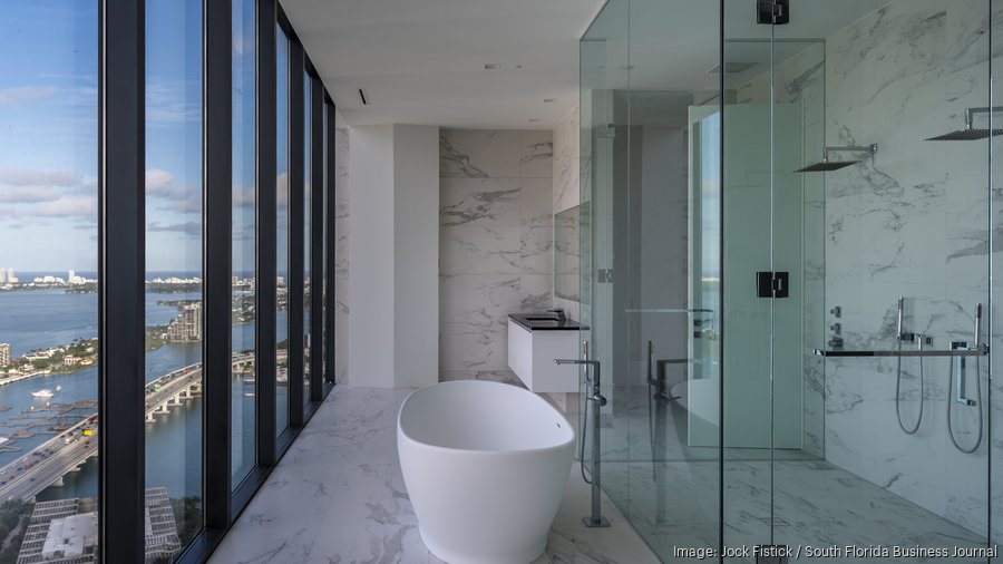 One Thousand Museum penthouse in Miami sold for big gain - South ...