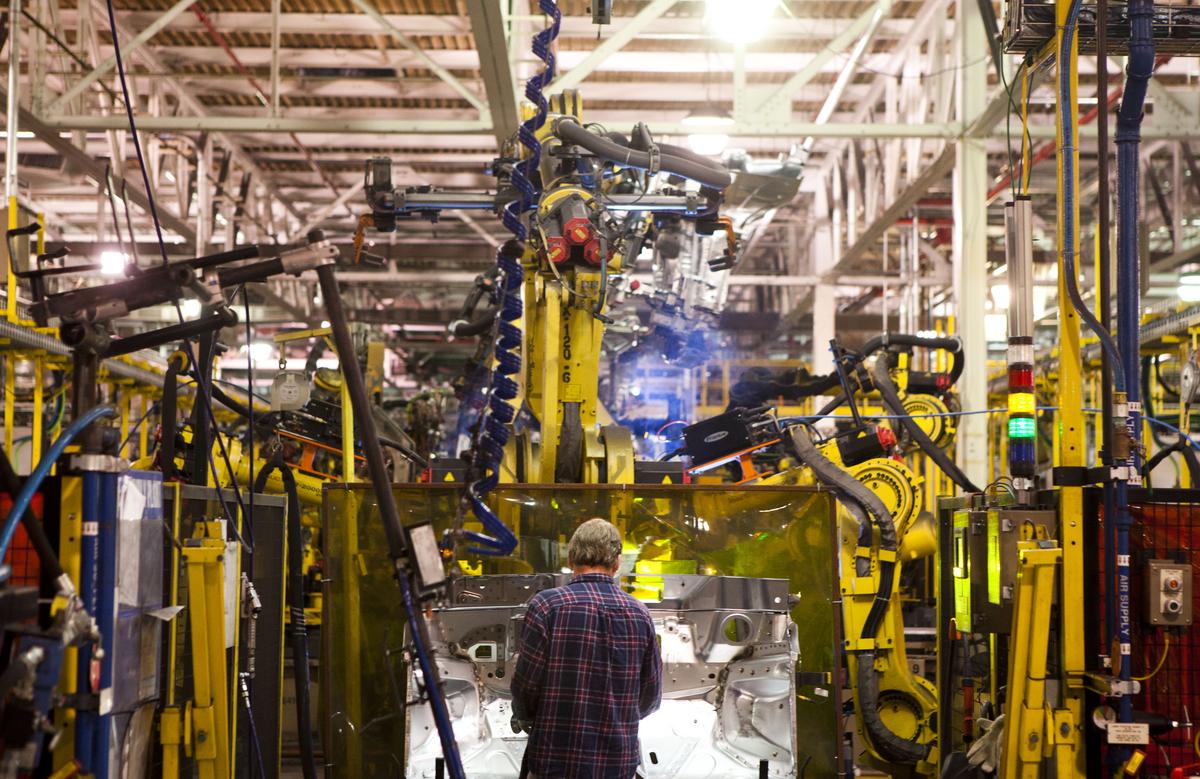 U.S. factory production grows - Albany Business Review
