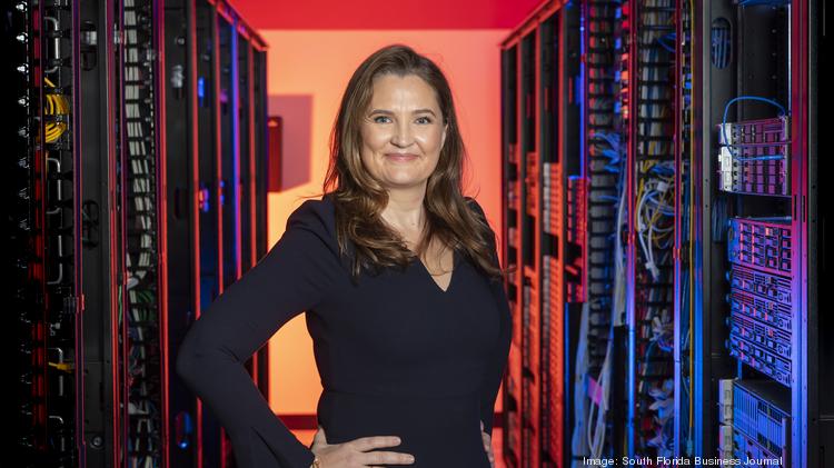 Blackstone (NYSE: BX) invests in fiber optic internet provider Hotwire ...