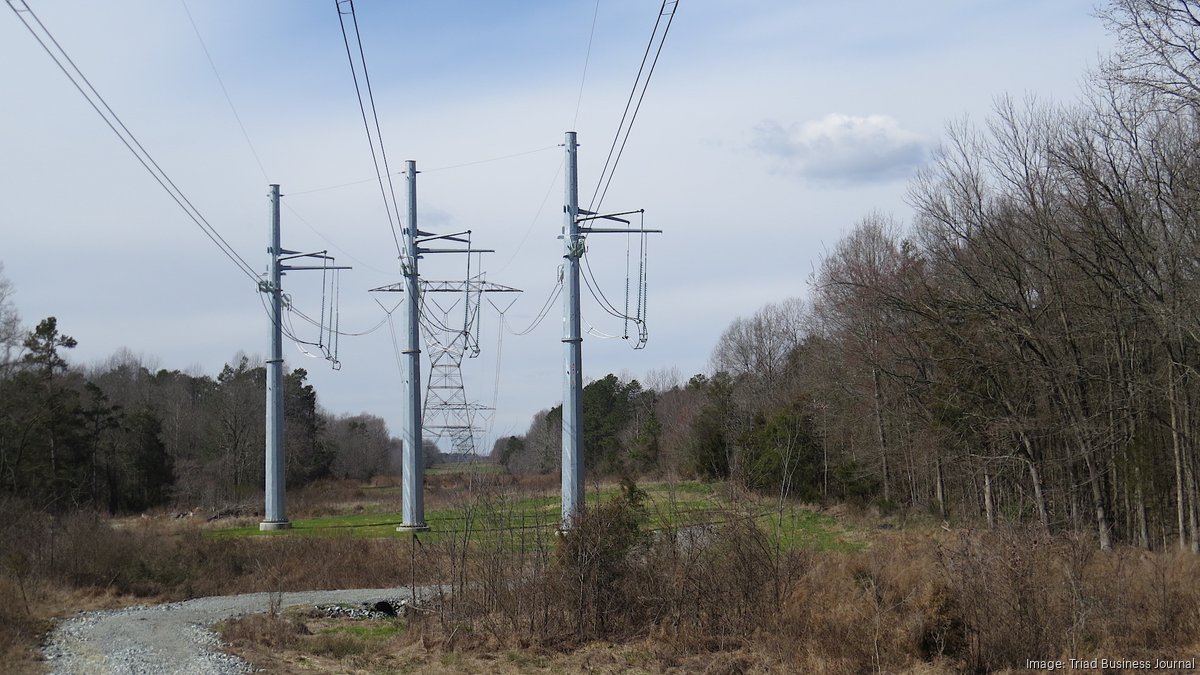 Entrust seeks court order on Menomonee Falls power lines project ...