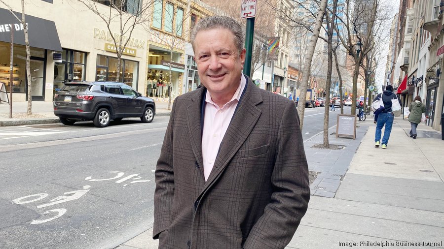 Vacancies along Rittenhouse's shopping corridor point to changes ahead ...