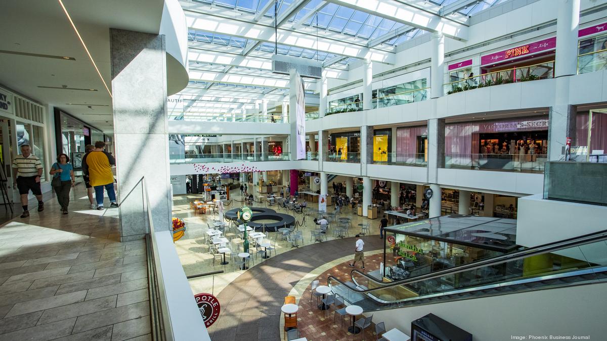 Phoenix shopping centers adjust pandemic-era changes for holiday ...