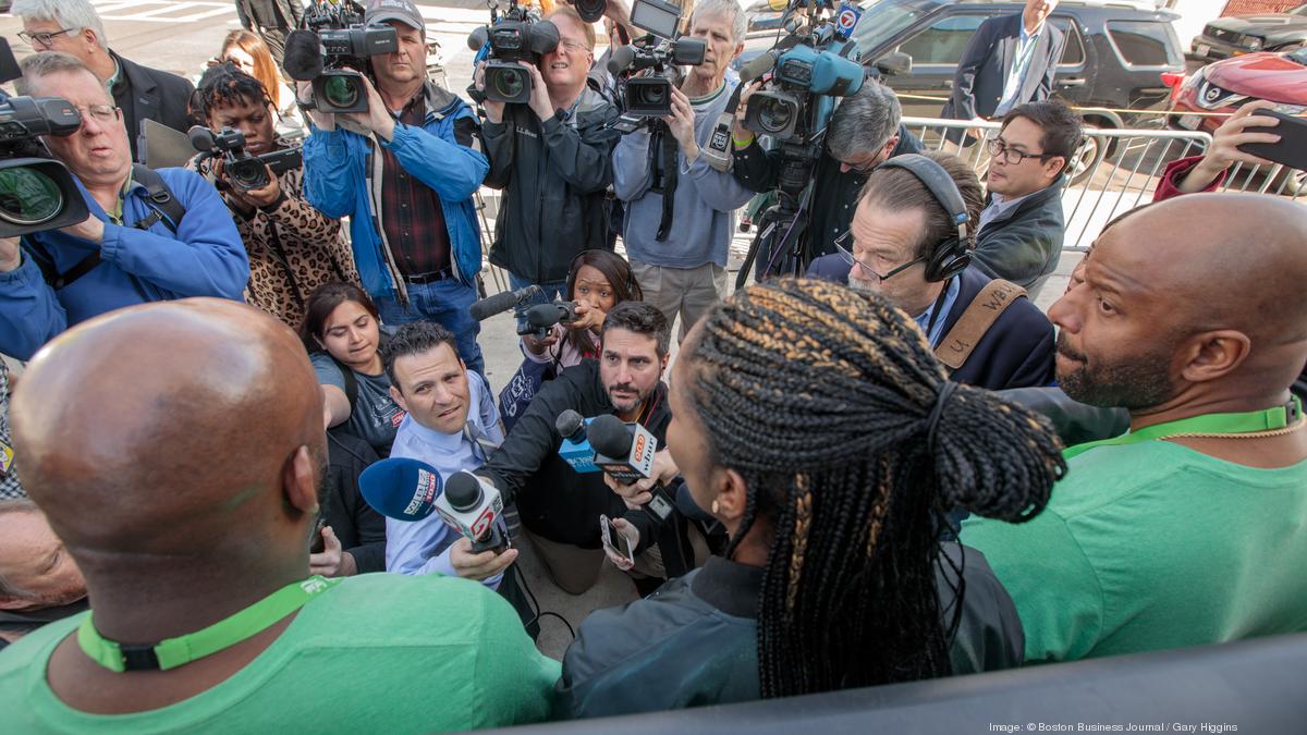 See inside Pure Oasis, Boston’s first recreational marijuana shop ...