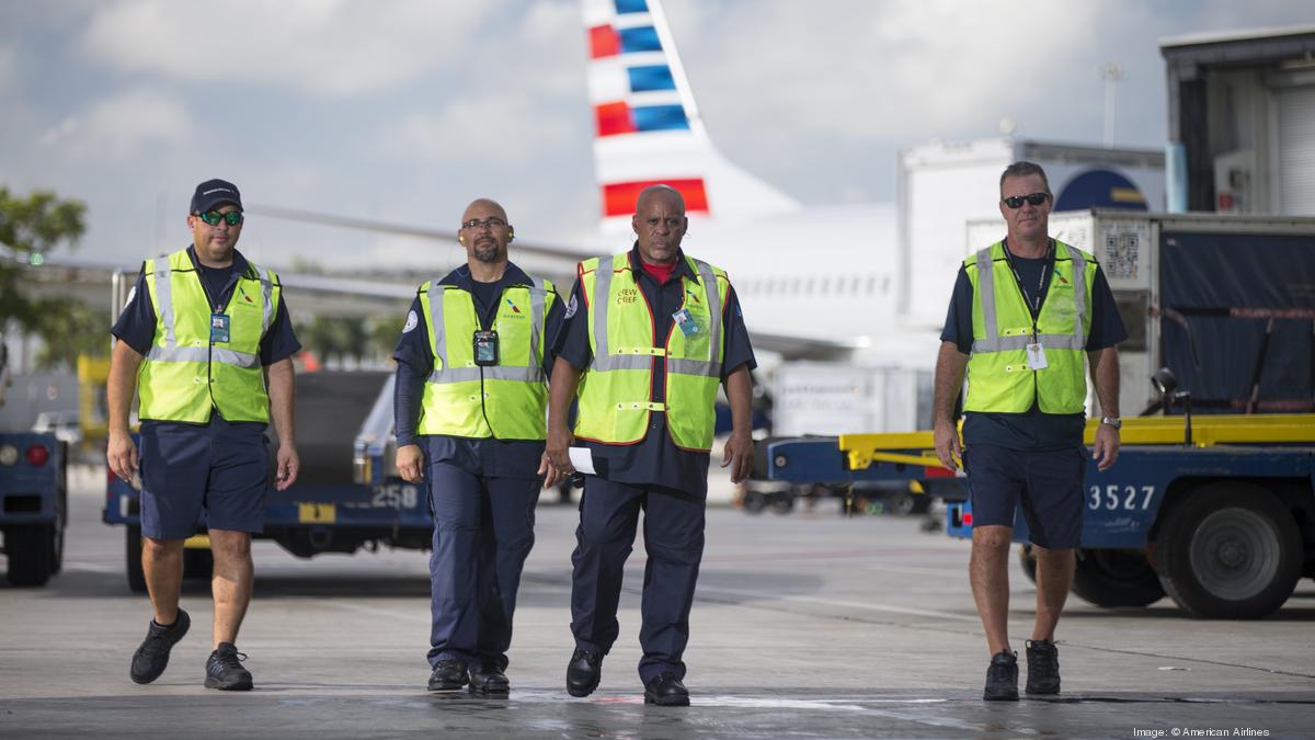 American Airlines to bring back its parked jets after surge in bookings ...