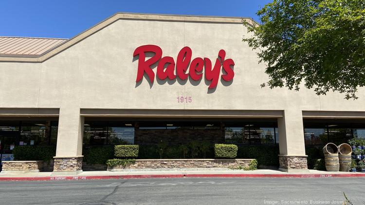 Ken Mueller, Richard Conte of Raley's killed in plane crash ...