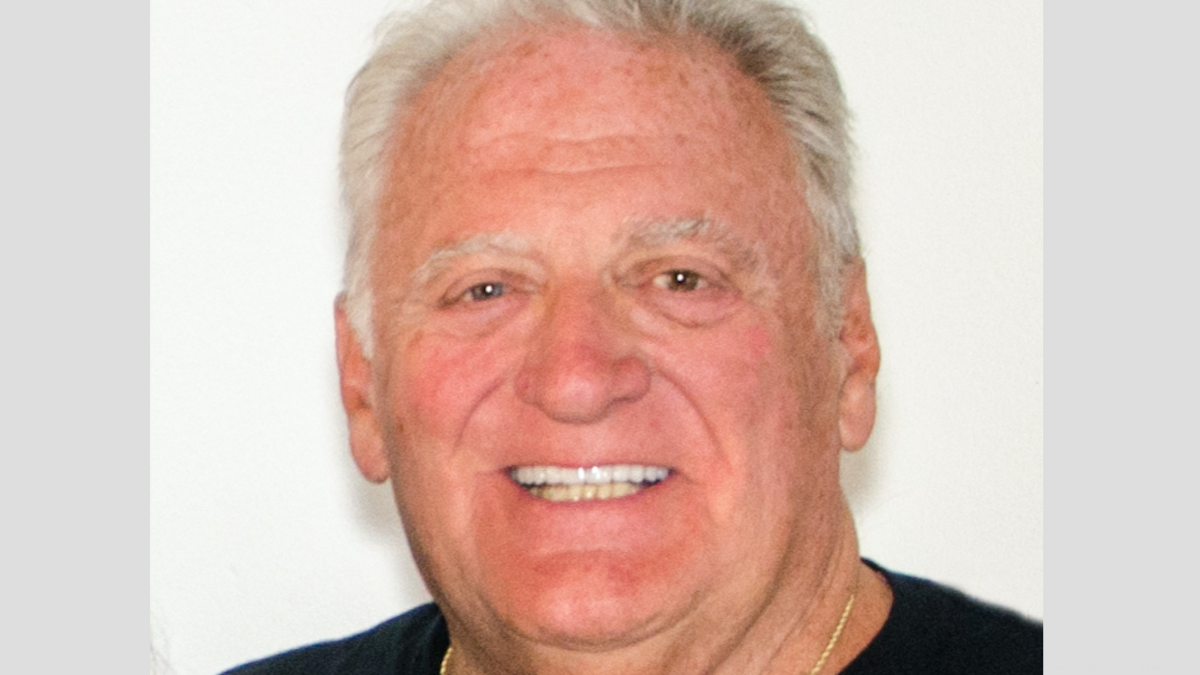 Guest column: How Pat Halloran became the luckies guy in Memphis ...