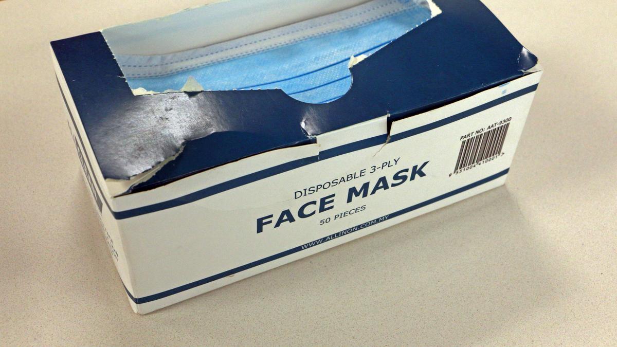 The Oregon doctor who scorned masks during Covid has license revoked ...