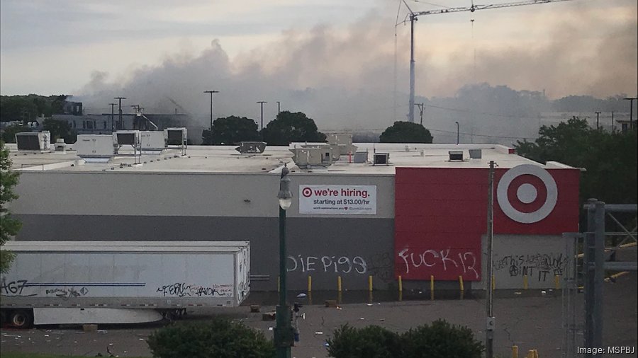 Minneapolis protest turns violent; Lake Street Target looted, apartment ...