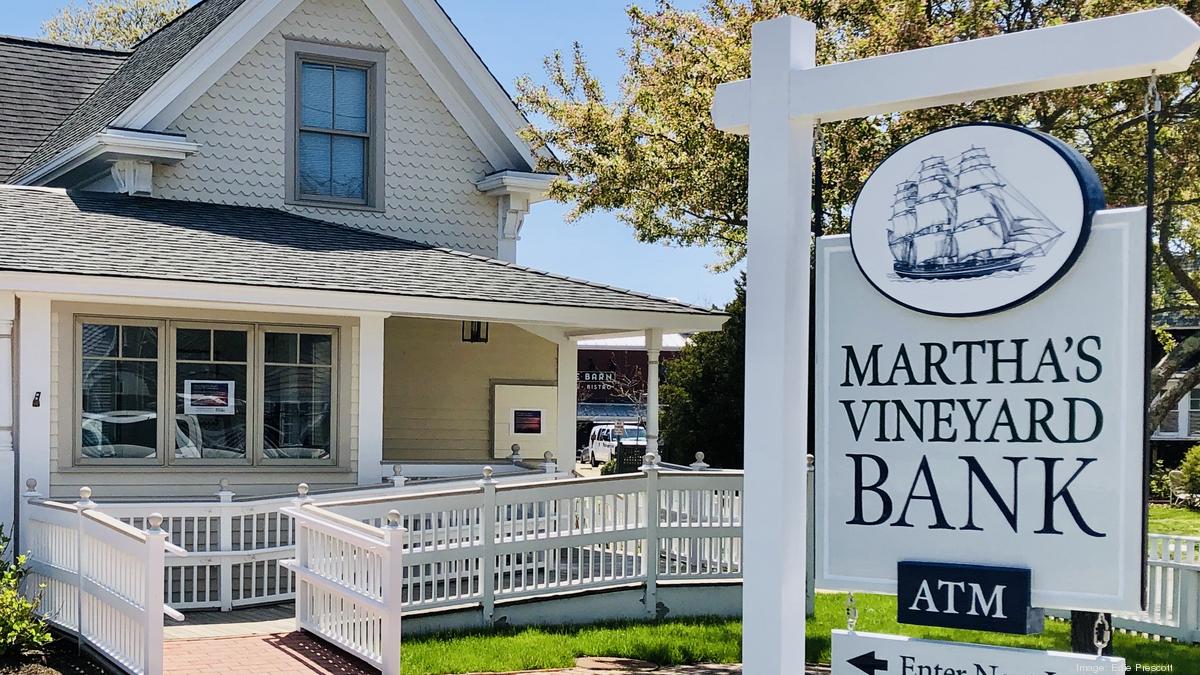 Martha's Vineyard Savings Bank goes for 'lift certificates' to help ...