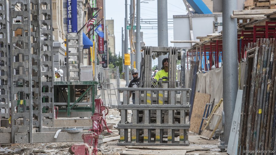 Downtown Milwaukee's Huron Building will be done two months early ...