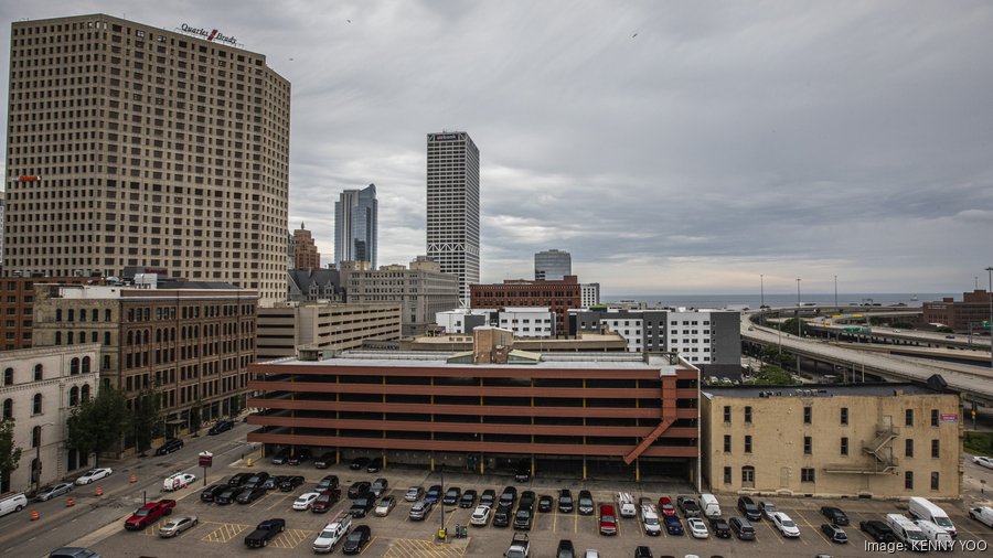 Downtown Milwaukee's Huron Building will be done two months early ...