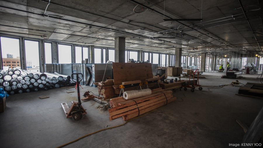 Downtown Milwaukee's Huron Building will be done two months early ...
