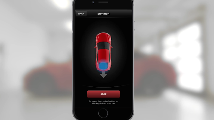 DC Inno - Tesla Is Now Better at Parallel Parking Than You