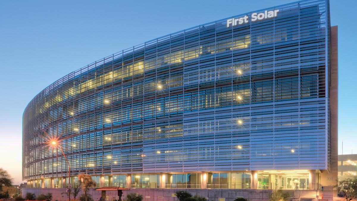 First Solar stock falters as revenue misses target, expectations lower ...