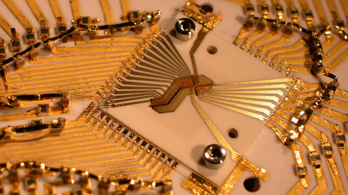 Samsung Leads $55M Round for Quantum Computing Startup IonQ ...