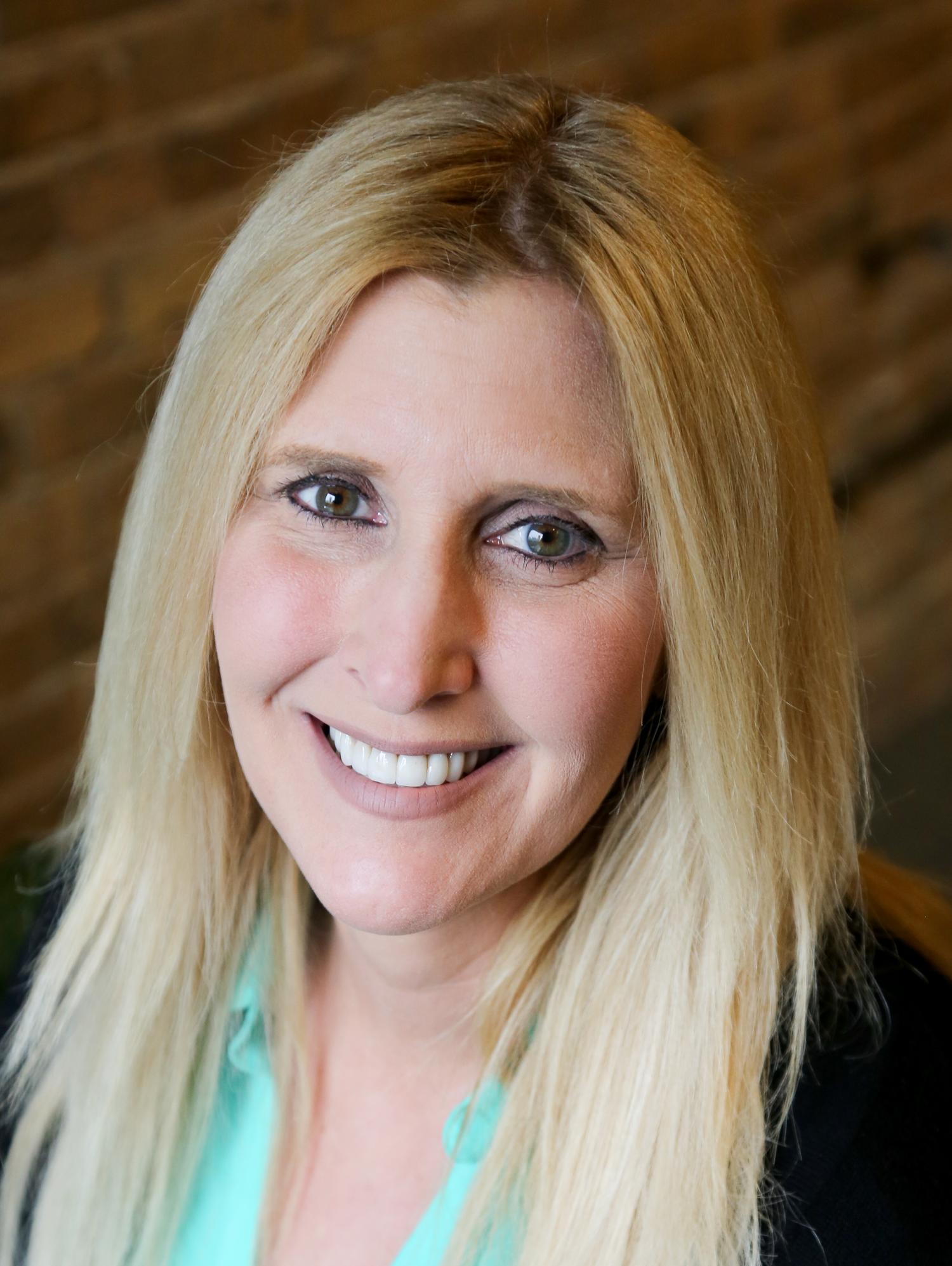 Bonnie Rapp's Instagram, Twitter & Facebook on IDCrawl