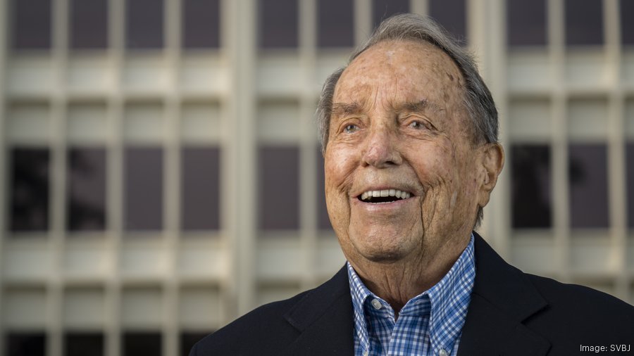 Derk Hunter is the Real Estate Pioneer of the Year in Structures Awards ...