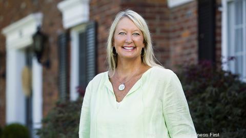 Forty Under 40 Hall of Fame | Julie Raque Adams - Louisville Business First